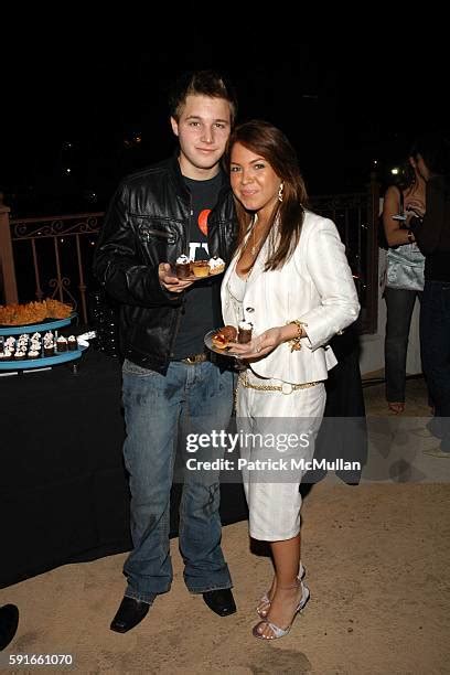 Shawn Pyfrom And Girlfriend Photos And Premium High Res Pictures Getty Images