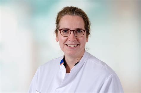 Prof Dr Barbara Van Leeuwen