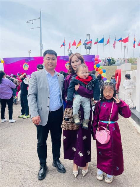 Дээж дэлгүүр Дээж дэлгүүр Added A New Photo