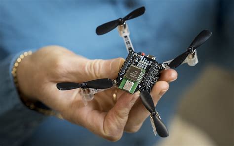 Robot Swarms Could Be Managed By A Single Person Student Circuit