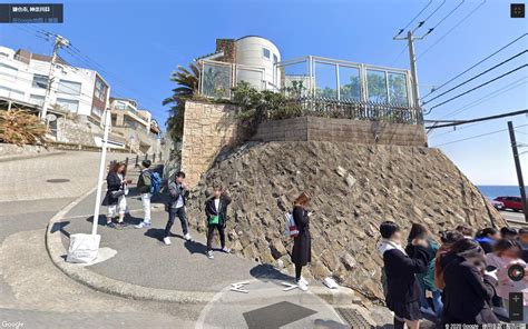 日本镰仓高中旁边的沿海铁路，灌篮高手取景地，旁边的海景房实拍 搜狐大视野 搜狐新闻