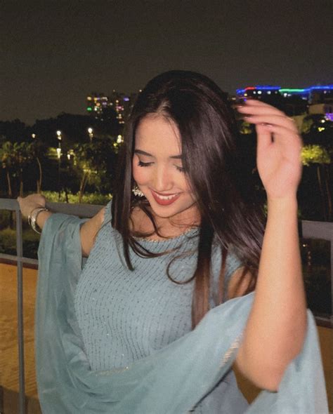 Mahek Mithare Diwali 2024 🪔🎆 Diwali Happydiwali Indian Ethnic Desi Instagram