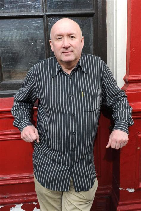 Pictures Of Ray Burdis