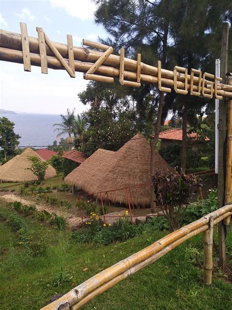 Inzu Lodge Updated Prices Reviews And Photos