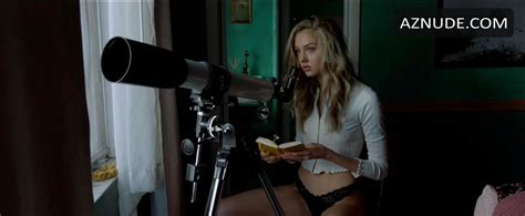 LILLY KRUG Nude AZNude