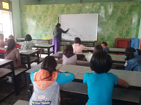 မိုင်းနောင်မြို့ ပြန် ဆက်ဦးစီးဌာနရုံး Community Center တွင်နွေရာသီ အင်္ဂလိပ်စာသင်တန်း ဖွင့်လှစ