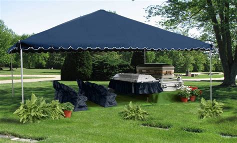 How Is A Burial Site Set Up For A Graveside Service Trigard