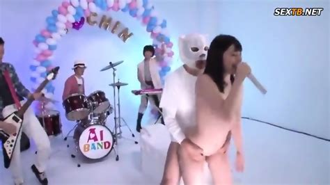 Japanese Singer Gets Creampie