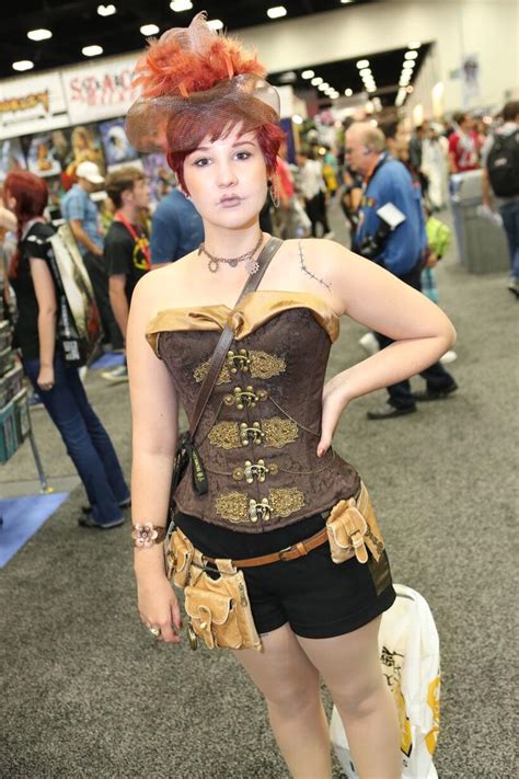 Comic Con 2013s Hottest Guys And Gals Fandango