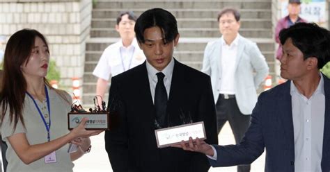 유아인 두번째 구속영장도 기각…재판부 “구속 필요성 부족”