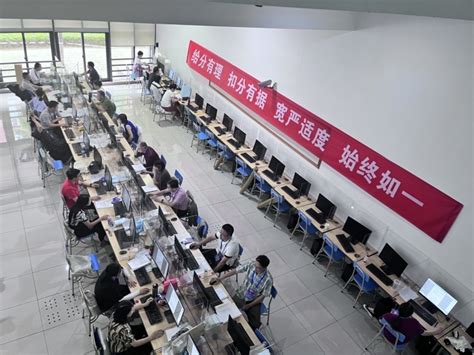 186万份高考试卷这样评定！潮新闻记者直击浙江高考阅卷现场