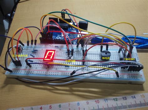 Arduino 演練 利用七段顯示器實作亂數選號器 Arduino 演練 利用七段顯示器實作亂數選號器