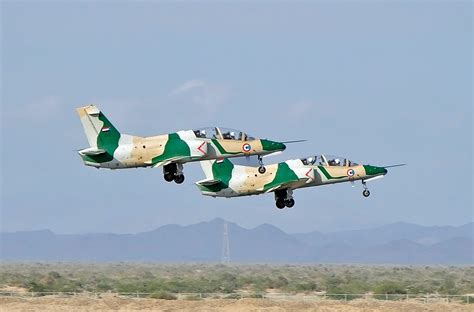 Китайско пакистанский учебно боевой самолет 39 фото Hdpic картинки