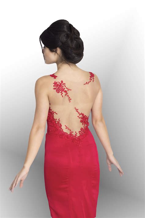 Photo Editing How To Add Glow Effect On The Skin Of A Model Graphic Design Stack Exchange