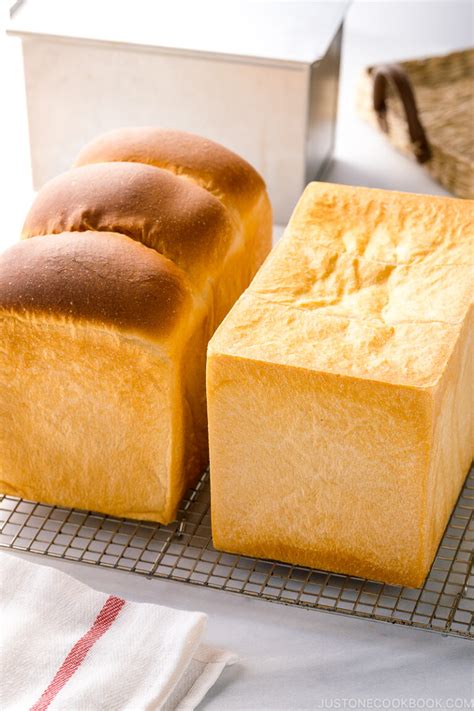 Japanese Milk Bread Shokupan Video 食パン • Just One Cookbook