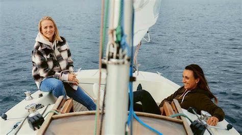 Lea Schüller And Lara Vadlau In Interview Fc Bayern