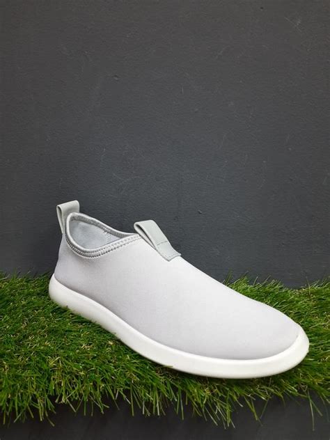 Кросівки жіночі — ціна 2200 грн у каталозі Кросівки Купити жіночі речі за доступною ціною на