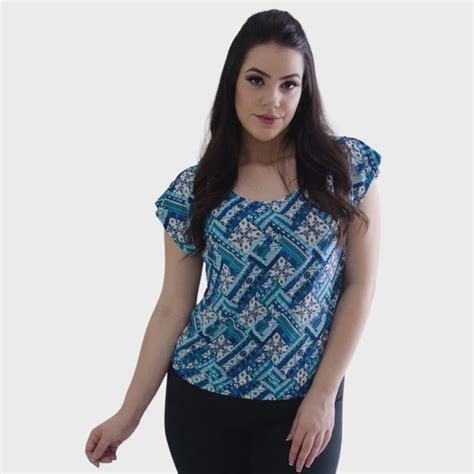 Blusa Feminina Liganete Com Manga Japonesa E Barrado Embaixo Mais Curta