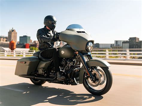 Harley Davidson Street Glide 2021 Touring Bike Review Price
