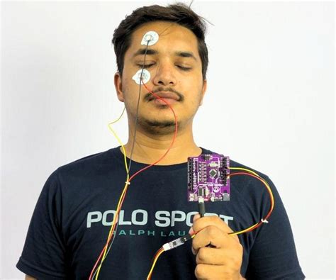 Drowsiness Detector By Detecting Eog Signals Using Bioamp Exg Pill 8 Steps Instructables
