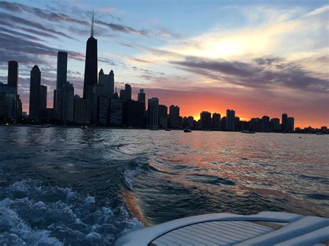 [oc] 4032x3024 Out On Lake Michigan Enjoying A Chicago Sunset R Sunset