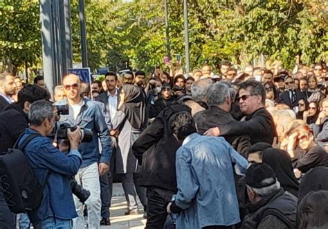 مراسم تشییع داریوش مهرجویی و همسرش برگزار شد فیلم تسنیم