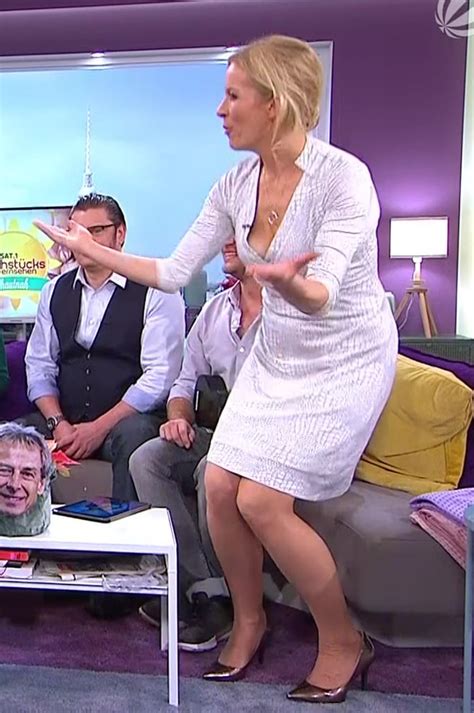 Deutsch Tv Milf Ina Dietz Porno Bilder Sex Fotos Xxx Bilder 3826284 Pictoa