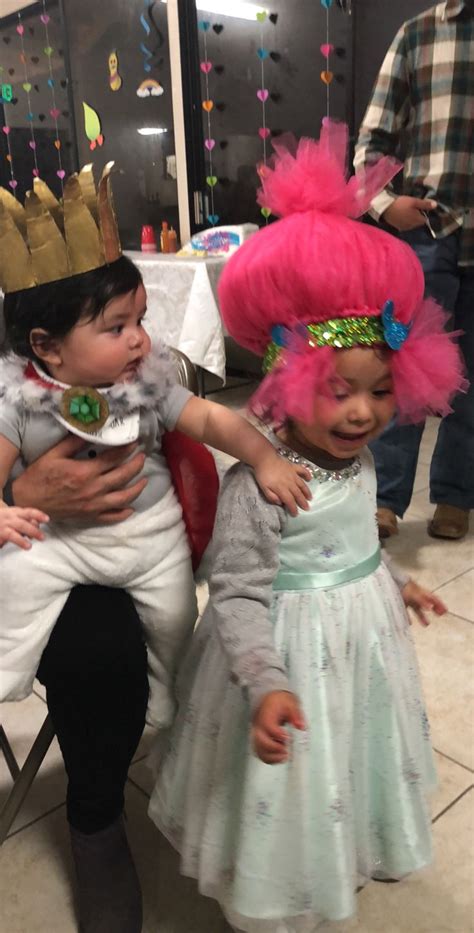 Trolls Poppy And King Gristle Costume Costumes Halloween Costumes