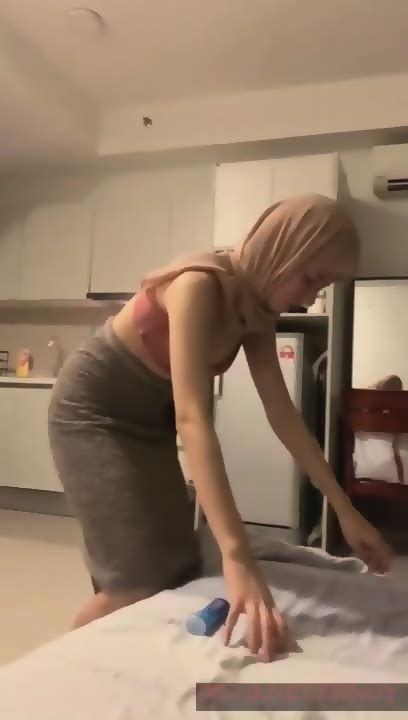 Cewek Hijab Malay Devilnevernot 1 Eporner