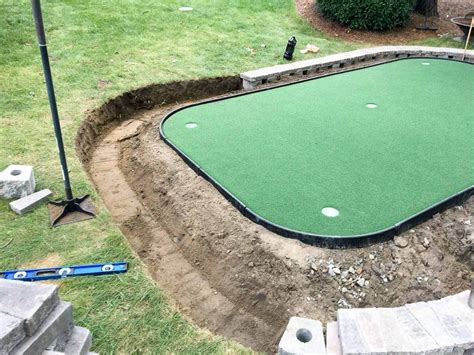 How To Diy A Stone Bordered Backyard Putting Green On The Cheap In