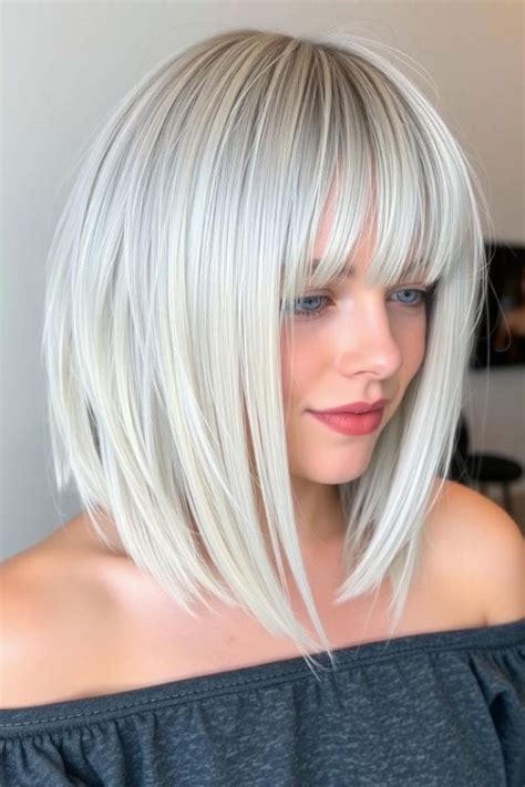 25 Chic Icy Platinum Long Bob Hairstyles Sleek Lob With Feathered Bangs