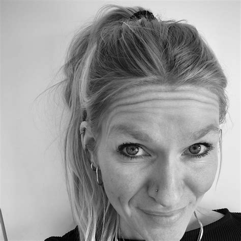 Tamara Barthel Qualifizierte Sachbearbeiterin Im Projekt Management