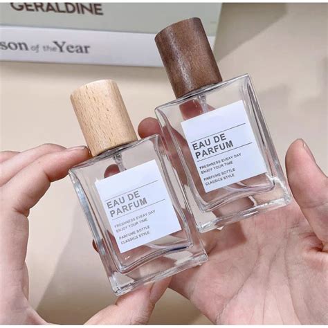 โค้ดสุดคุ้ม Cod ขวดสเปรย์ ฝาไม้แท้ 30ml 50ml 100ml ฝาไม้อ่อน ฝาไม้เข้ม ขวดน้ำหอมฝาไม้แท้ ขวด