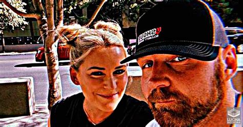 Jon Moxley Y Renee Young Ahora Son Oficialmente Padres Lucha Noticias