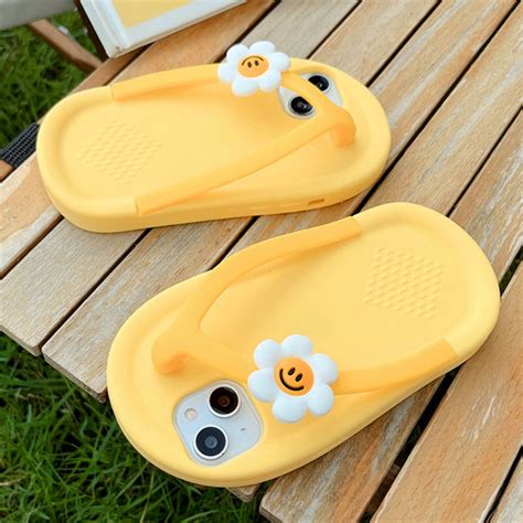 데이지 꽃 여름 쪼리 슬리퍼 아이폰15 아이폰14 아이폰13 아이폰12 아이폰11 프로 맥스 말랑 귀여운 폰 케이스 에이블리