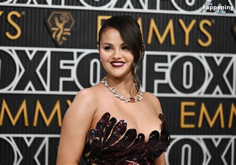 Selena Gomez Selenagomez Selenagomez Nude Leaks Onlyfans Photo