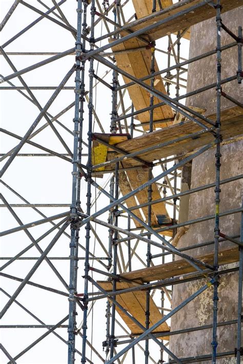 Man On Scaffolding Stock Image Image Of House Foamed 3268613