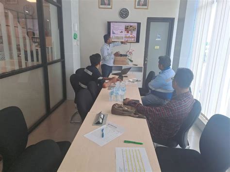 Visit Bomag Bw220d 5 At Pt Kcb Bayan Group Site Tabang Daviet Yuditira