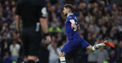 맨유도 못 막지 Epl Pk 최고 성공률 조르지뉴 90 돌파