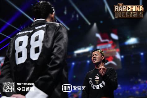 《中国新说唱》2019 今晚继续开燥，奇异果tv正在热播中！ 搜狐大视野 搜狐新闻