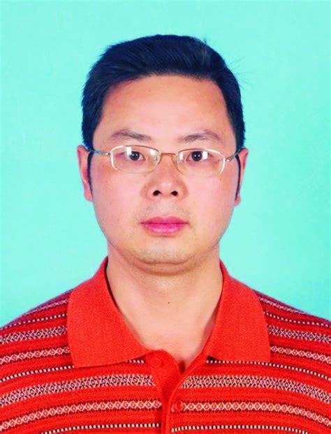 省级教师 杨 益