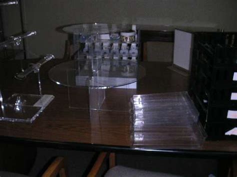 Custom Round Display Akrylix