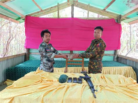 မင်းတပ်အခြေစိုက် ခလရ ၂၇၄ တပ်ရင်းမှ တပ်ကြပ်တစ်ဦး လက်နက်ခဲယမ်းနှင့်အတူ အလင်းဝင်ပြီး ငွေကျပ်သိန်း