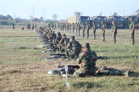 ទាហានហ្វឹកហ្វឺនបាញ់គ្រាប់ពិត អាជ្ញាធរខេត្តសៀមរាប ហាមពលរដ្ឋចូលជិតតំបន់ភ្នំខ្យង២ថ្ងៃ