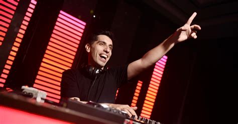 Entre La Organización De Eventos Y La Consola De Dj La Aventura Profesional De Un Joven Criado