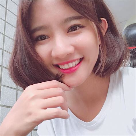 Thanh Vy T Em G I M A N C G I Th N Qu V Ng R C R I V T Nh M T M Saostar Vn