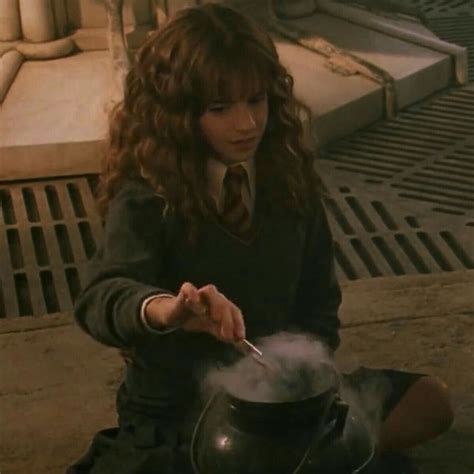 Hermione Granger Hermione Granger Harry Potter Jk Rowling Hermione