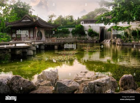 House Building Tree Traditional Chinese Exterior Beautiful Beauteously Nice Stock Photo Alamy