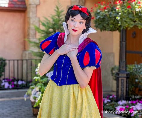 Snow White At Disney World 2022