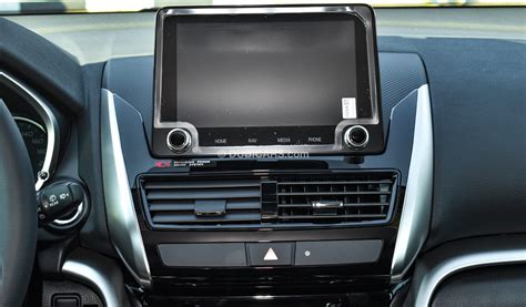 New Mitsubishi Eclipse Cross 15l Fwd 2024 For Sale In Dubai 692341